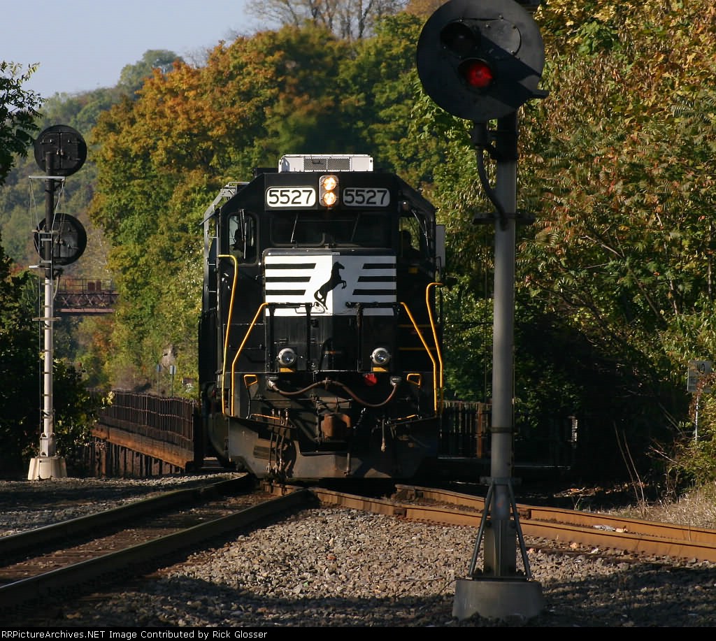 NS H74 at CP PHILLIPBURG Rolling on Washington Sec. @ 0959 hrs.